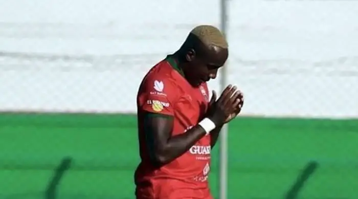 Se salvó Kevin Mina, el delantero que prometió cortarse una parte del ...